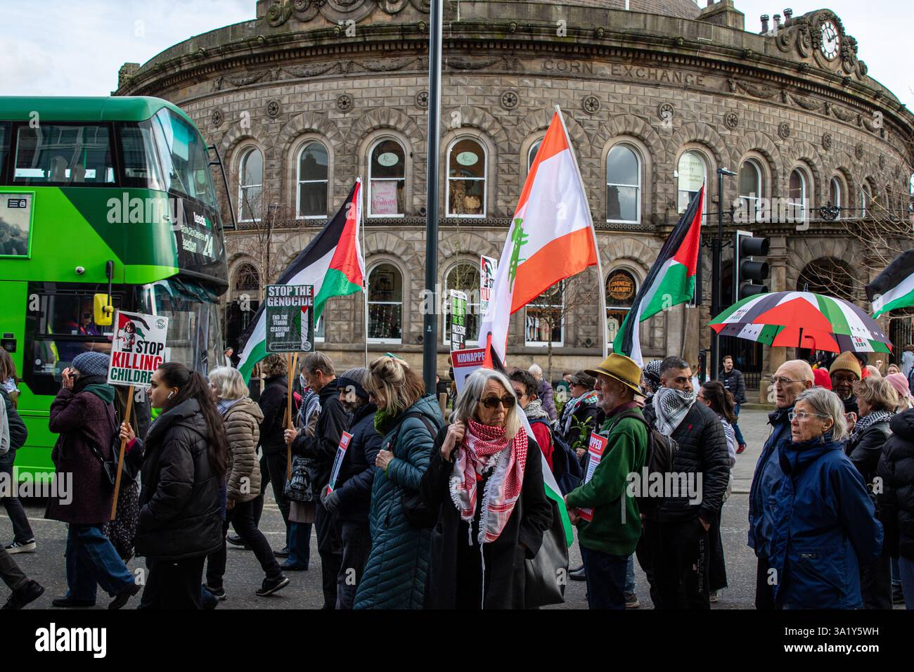 Marching crowd background flags signs hi-res stock photography and ...