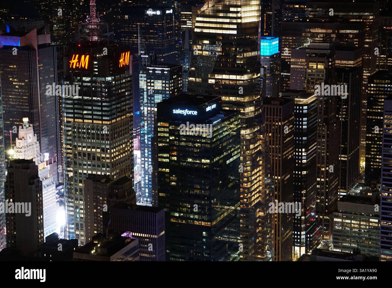 Aerial panorama view of the skyscraper office buildings of Salesforce ...