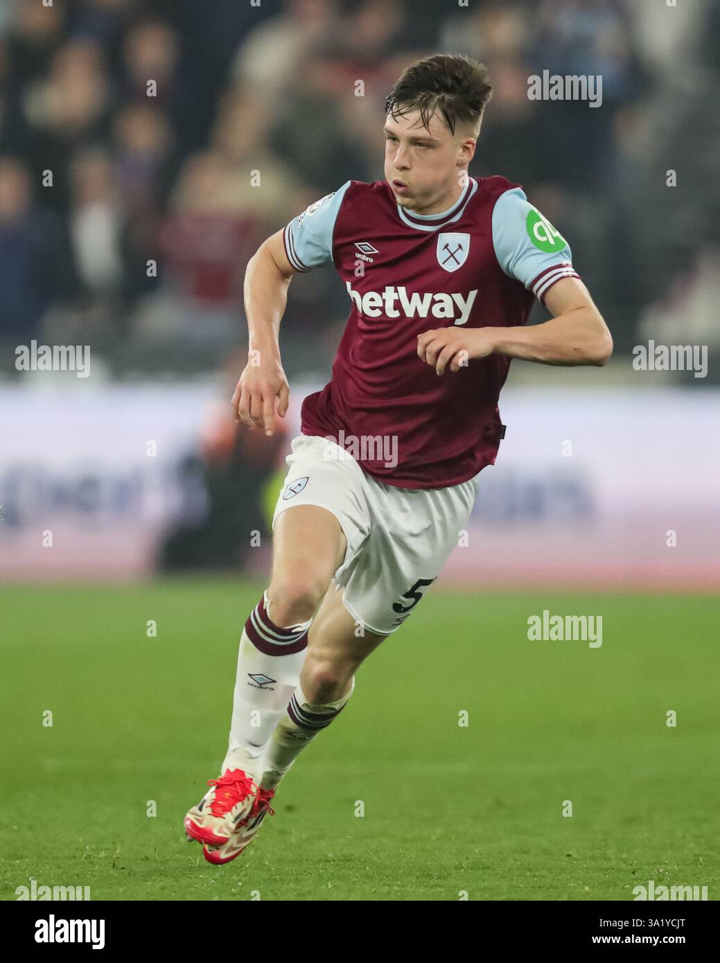 Oliver Scarles of West Ham United in action during the Premier League ...