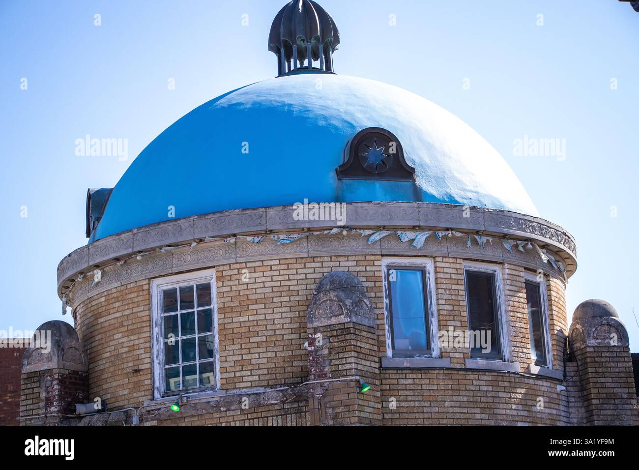 Blue dome building hi-res stock photography and images - Alamy