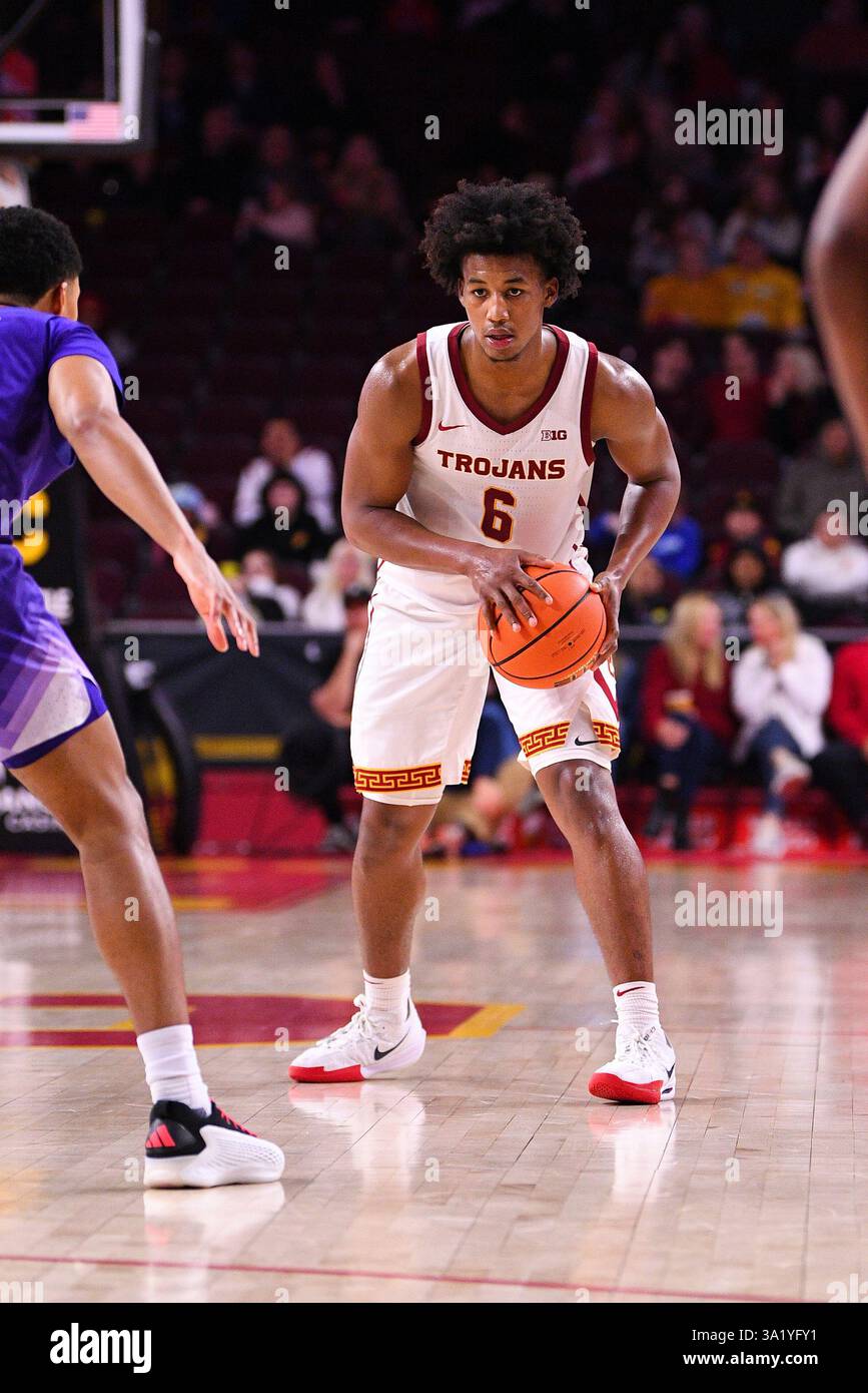 LOS ANGELES, CA - MARCH 05: USC Trojans guard Wesley Yates III (6 ...