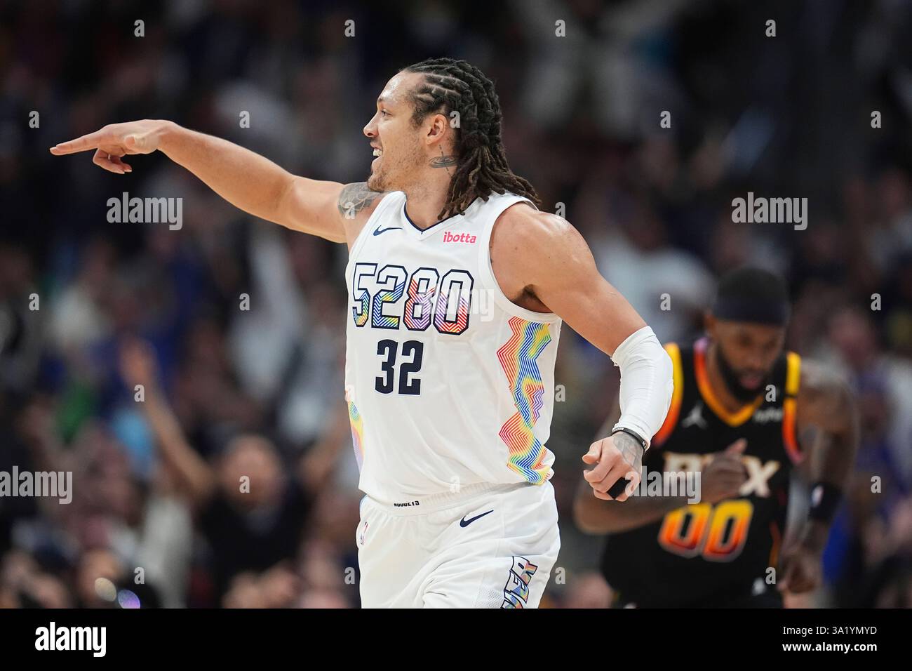 Denver Nuggets forward Aaron Gordon (32) in the second half of an NBA ...