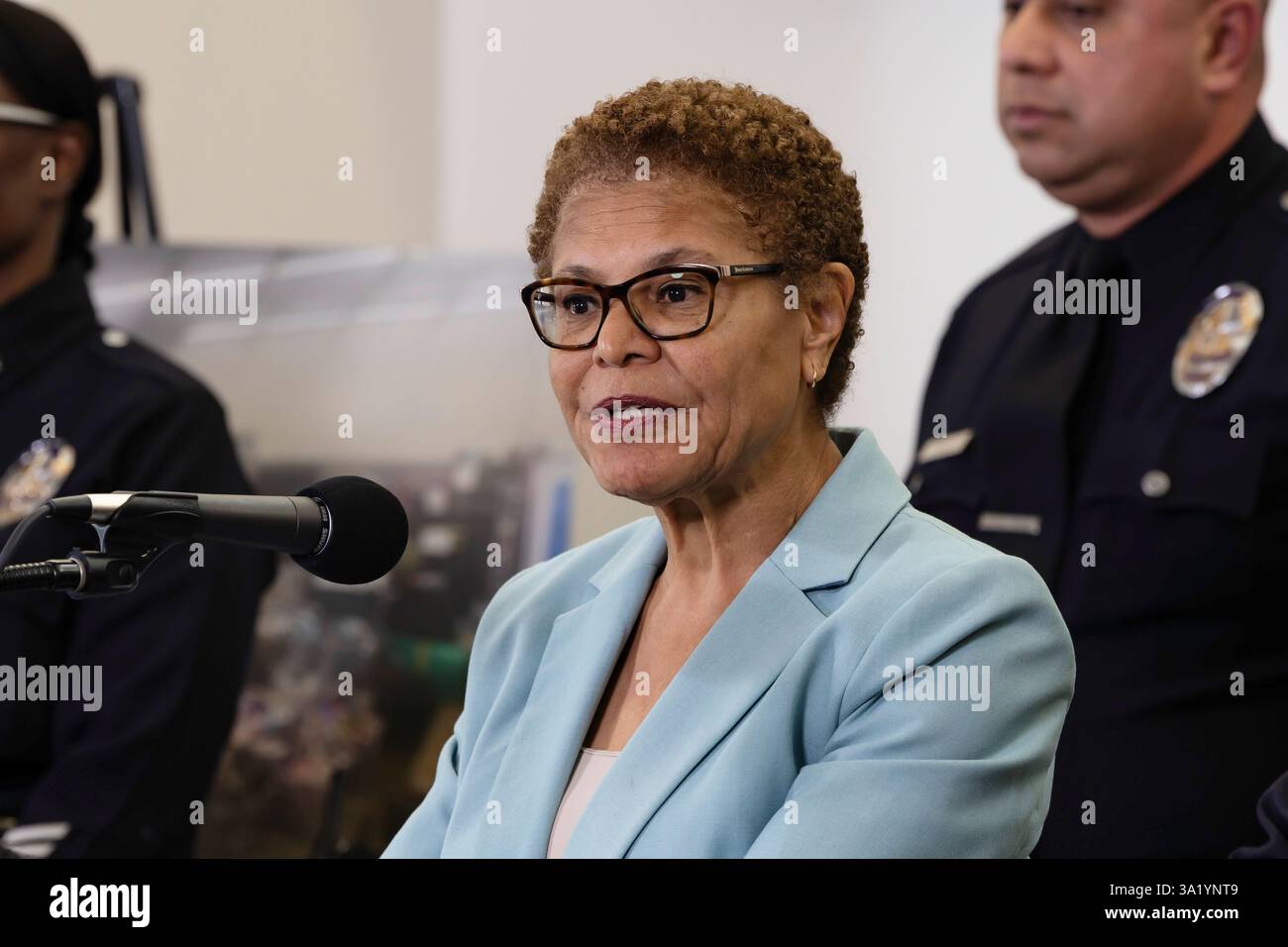 Los Angeles, United States. 10th Mar, 2025. Los Angeles Mayor Karen ...