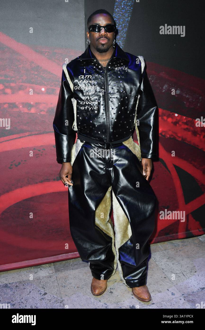 Paris, France. 10th Mar, 2025. Isaiah Denzel attending the Shiatzy Chen ...