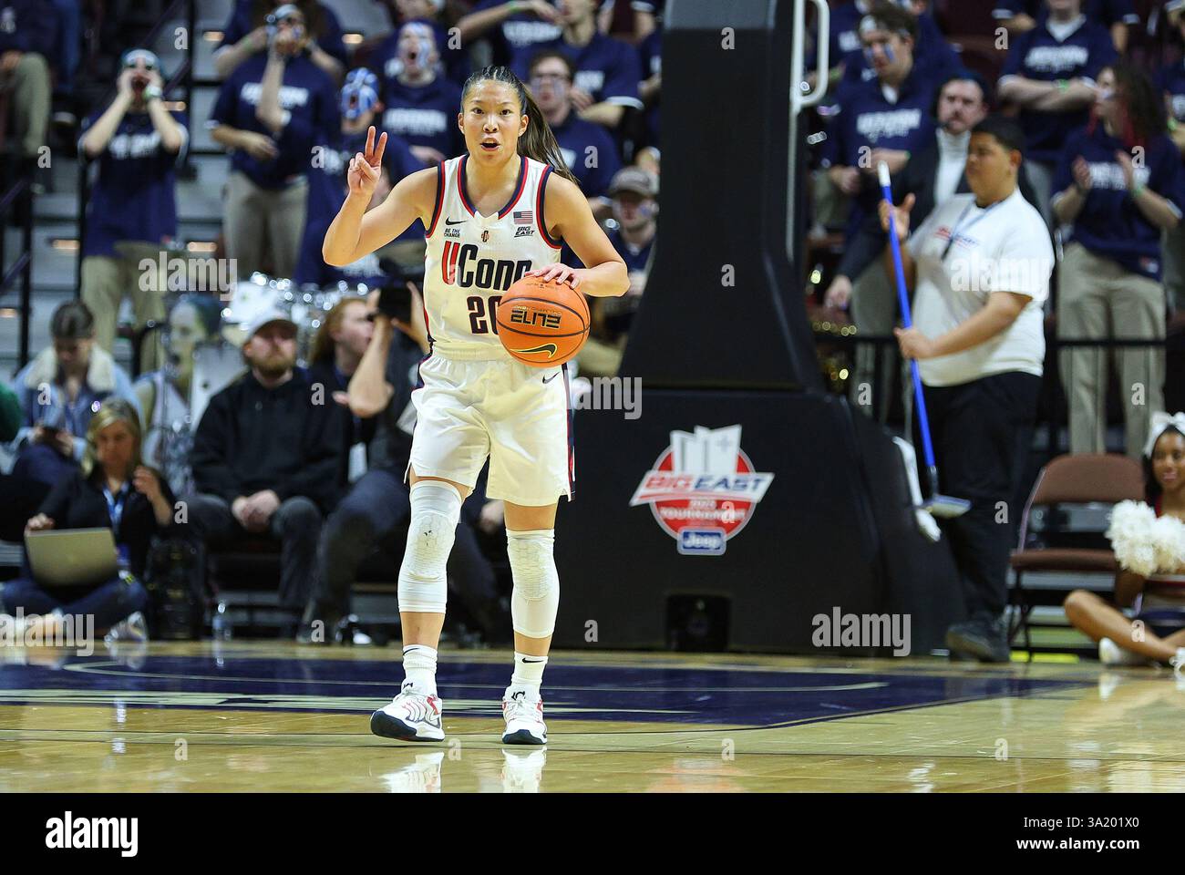 UNCASVILLE, CT - MARCH 10: UConn Huskies guard Kaitlyn Chen (20 ...