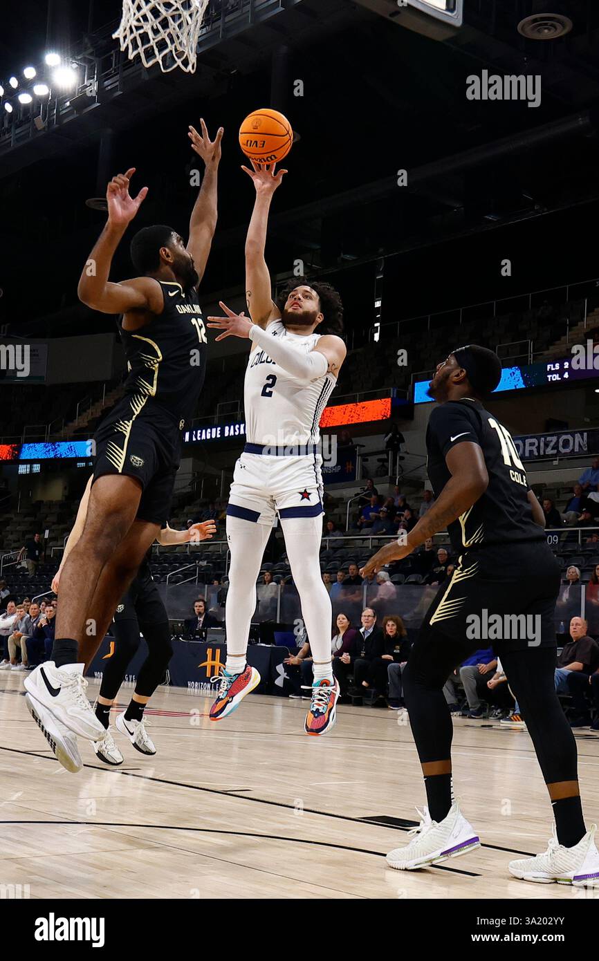 INDIANAPOLIS, IN - MARCH 10: Robert Morris Colonials guard Ryan Prather ...