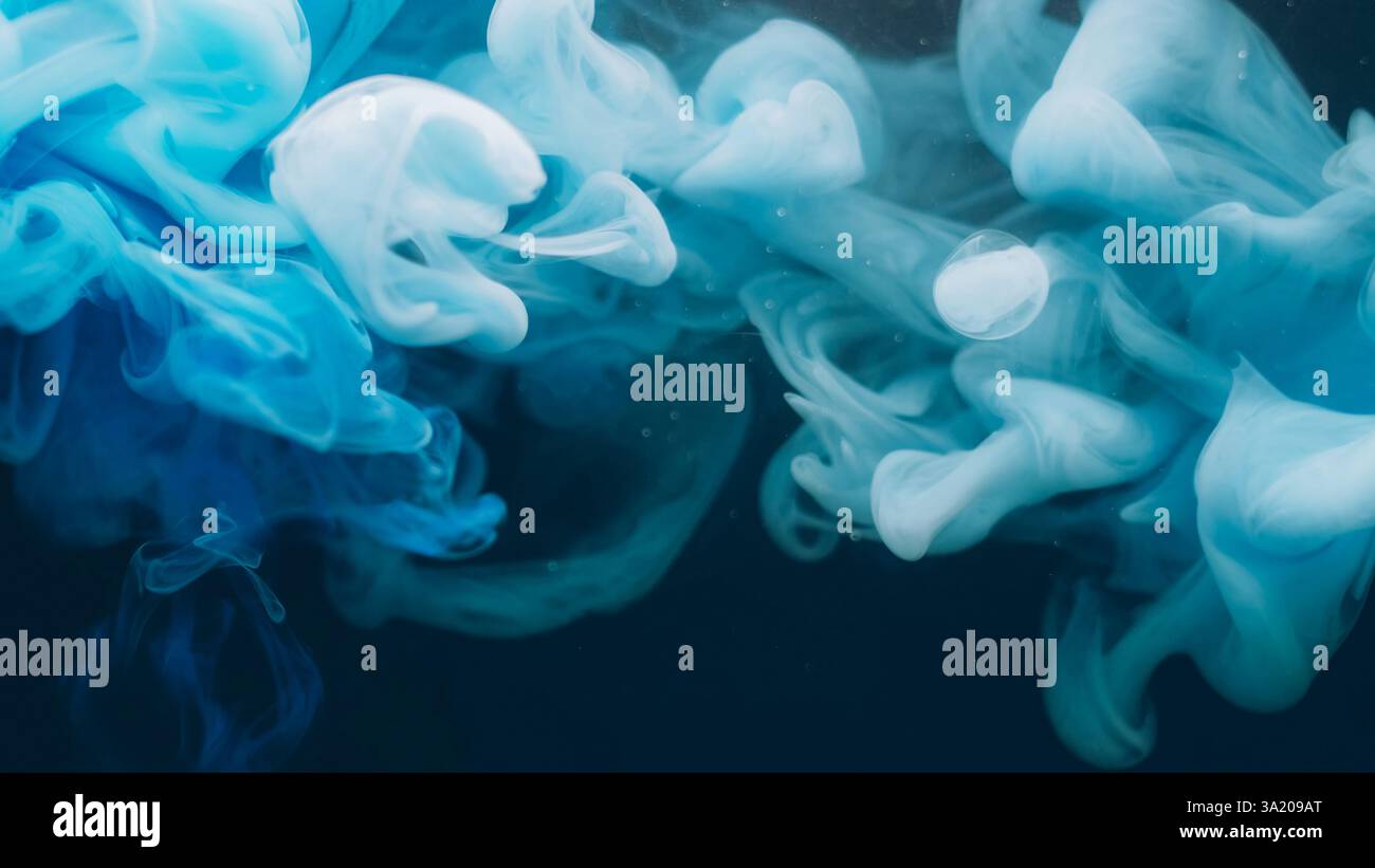 Smoke blend. Paint mist. Color fluid splash blend haze. Watercolor ...