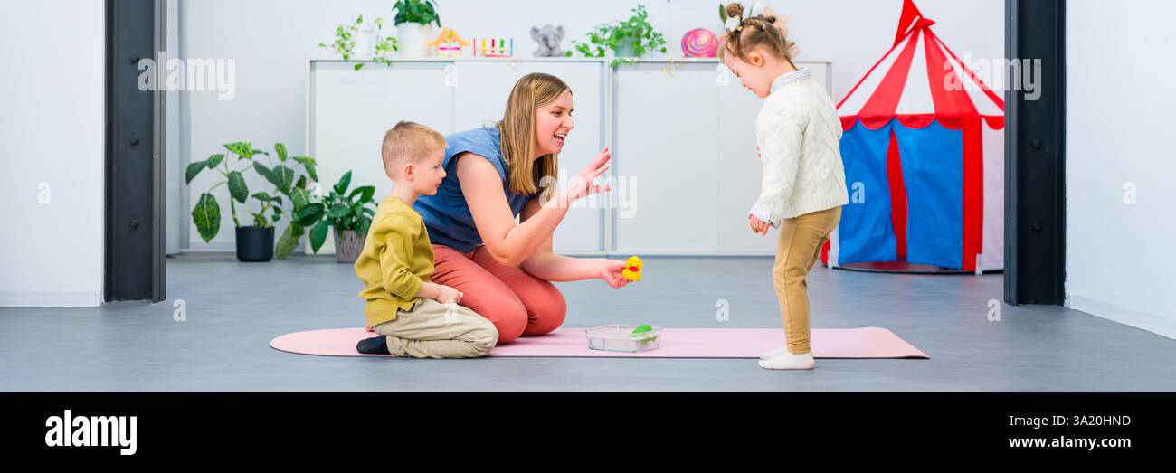 Baby Sign Language. Nonverbal children learning to sign with the help ...