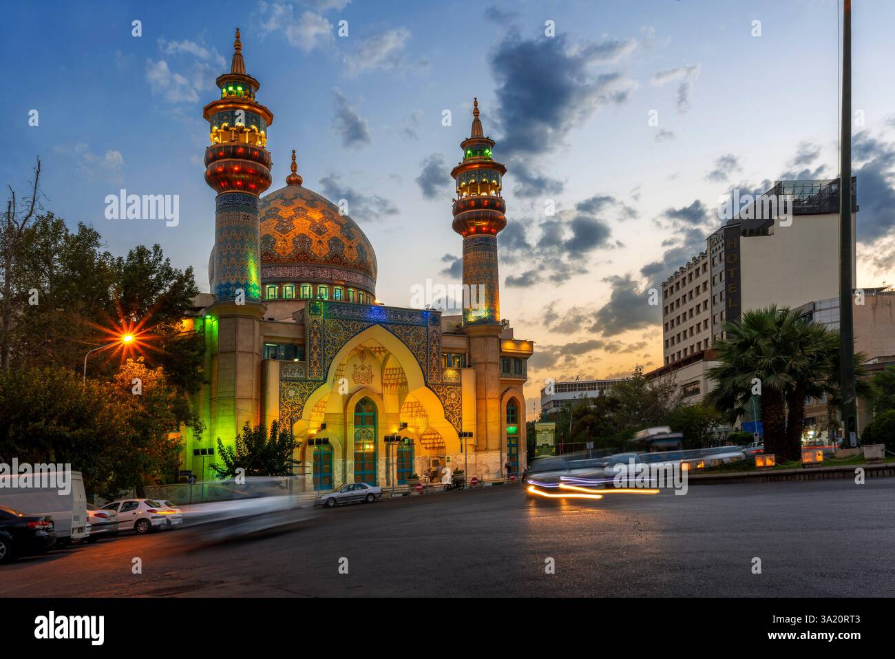Imam Jaafar Sadegh Mosque at night, Northern Tehran, Iran Imam Jaafar ...
