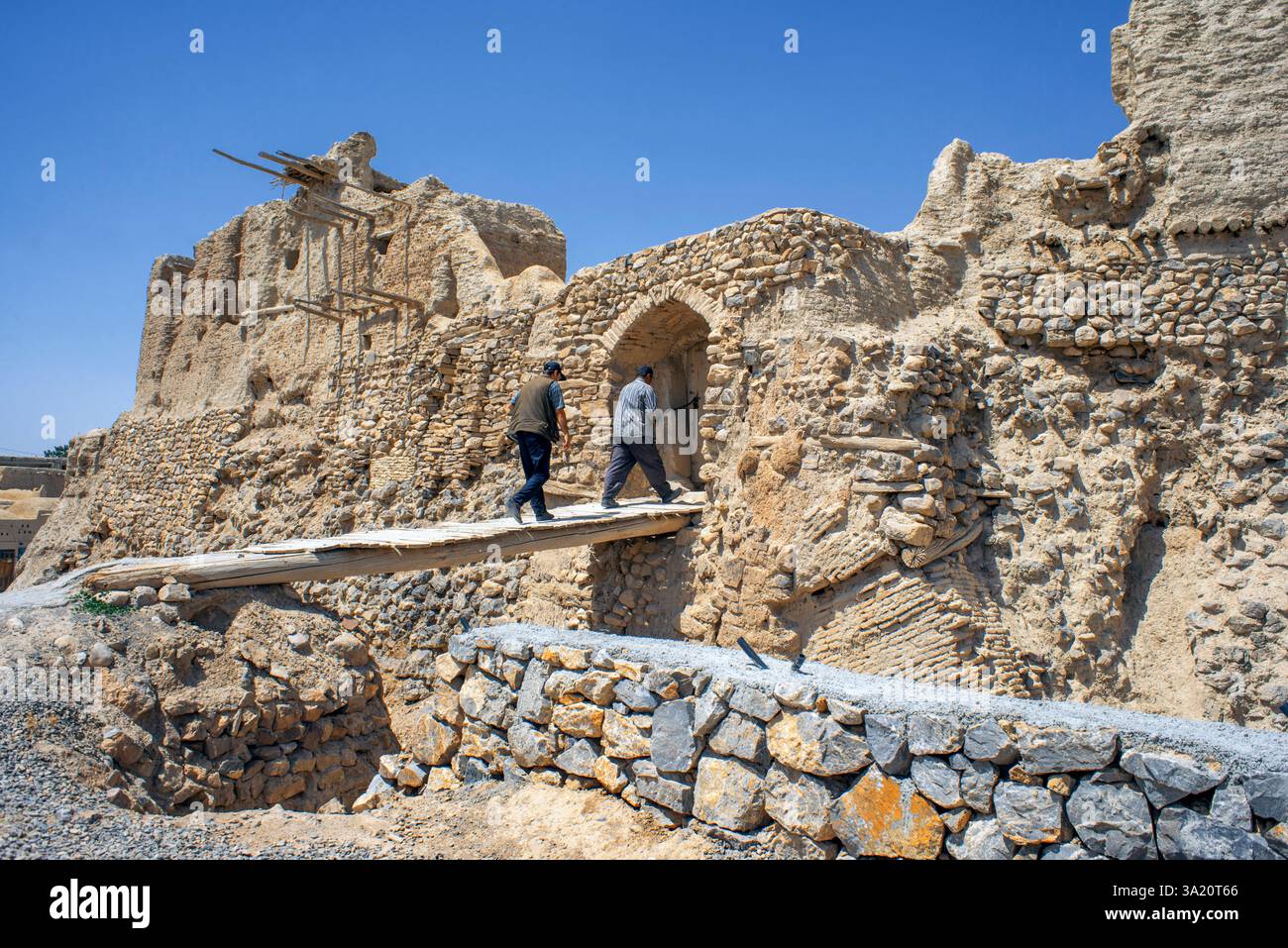 Complex of Izadkhast, clay castle, Fars Province, Iran The Complex of ...