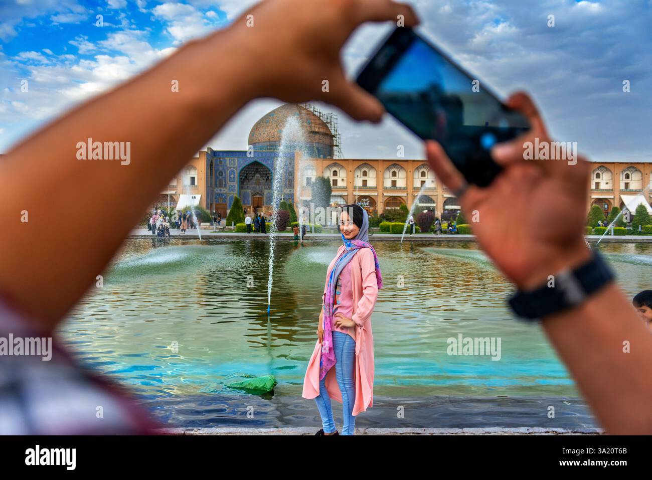Iranian tourists in Royal Square and the Sheikh Lotfollah Mosque or ...