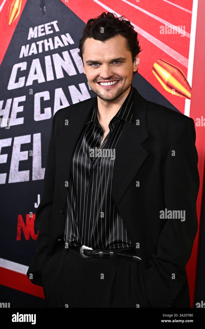 bei der Premiere des Kinofilms Novocaine / Mr. No Pain im Paramount ...
