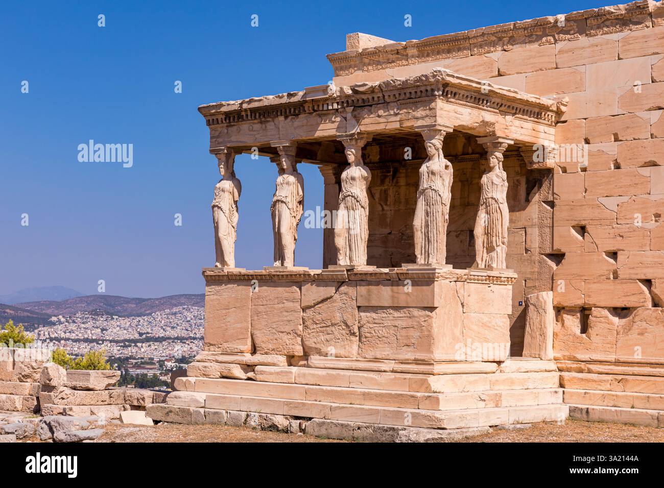 Caryatids at the Erechtheion on the Acropolis, Athens, Greece Stock ...