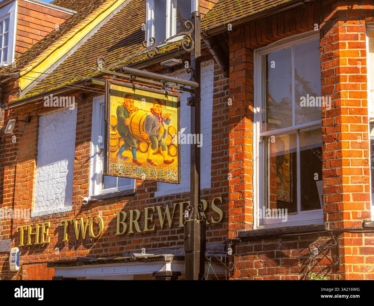 The Two Brewers, Traditional Pub Marlow, Buckinghamshire, England, UK ...