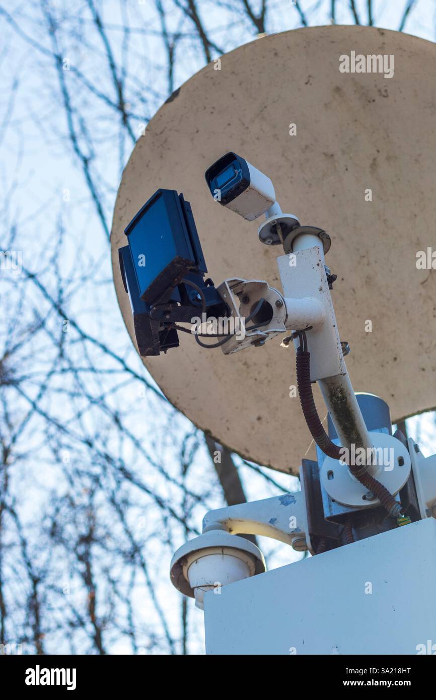 Shot of the outdoors CCTV camera Stock Photo - Alamy