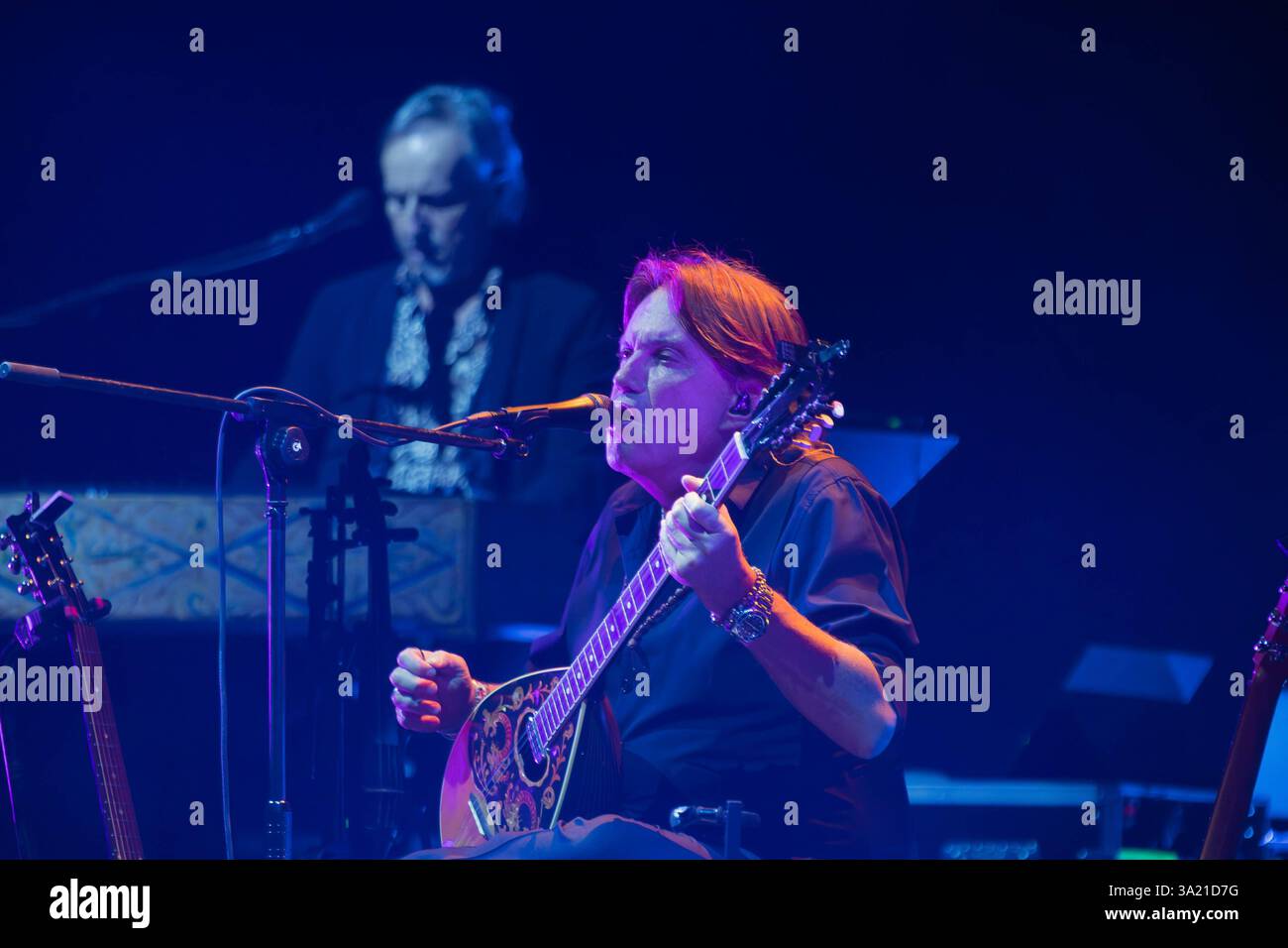 Italian singer Music Concert - Cristiano De Andre - De Andre canta De ...