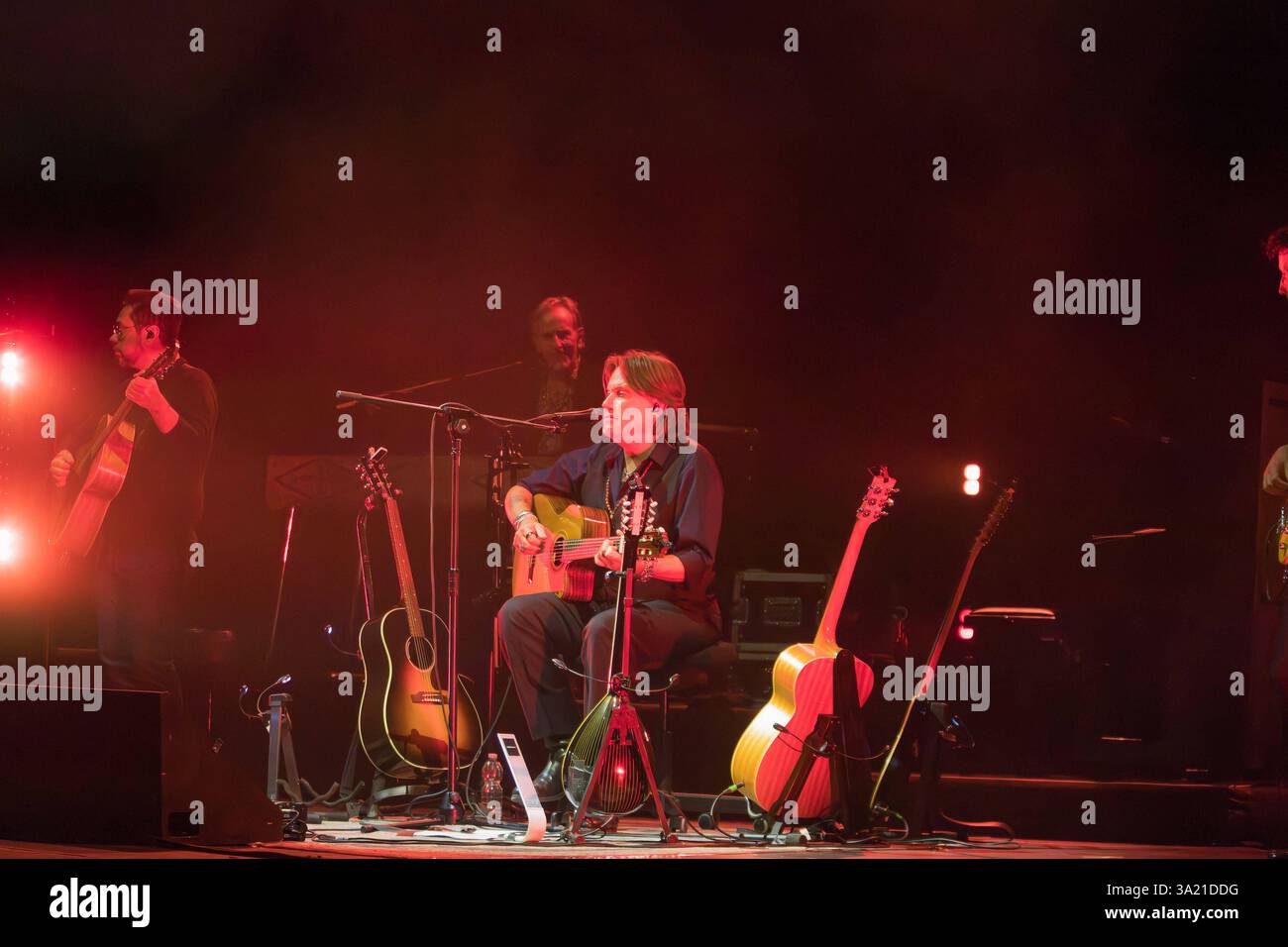 Italian singer Music Concert - Cristiano De Andre - De Andre canta De ...