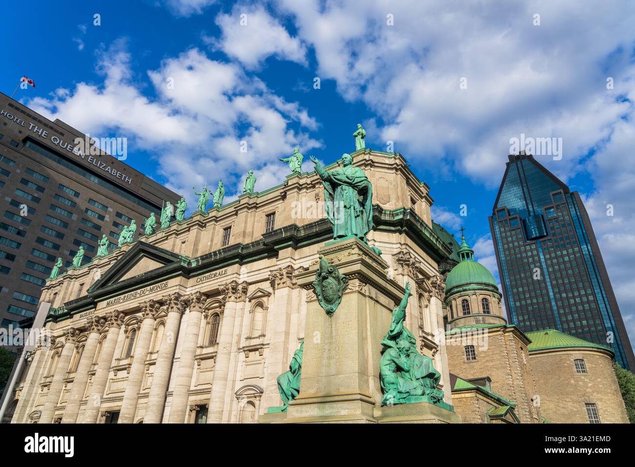 Mary, Queen of the World Cathedral (Basilique-cathédrale Marie-Reine-du ...