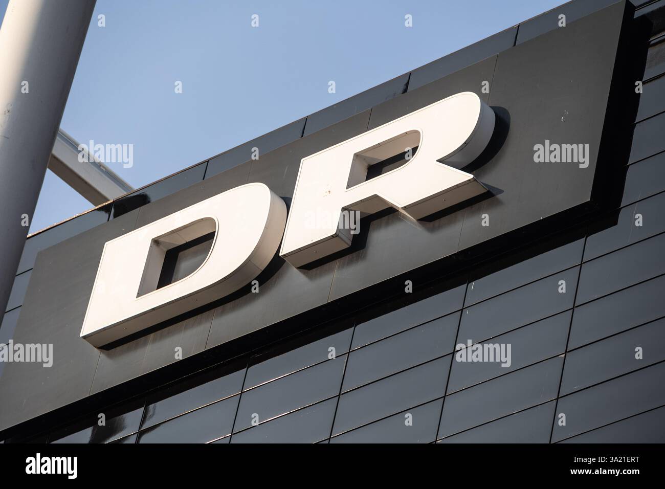 Bbc business company logo hi-res stock photography and images - Alamy