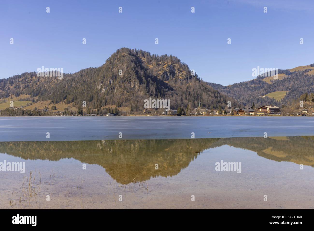 Landscape panorama, Walchsee, lake, Koessen, Tyrol, spring, hike Stock ...