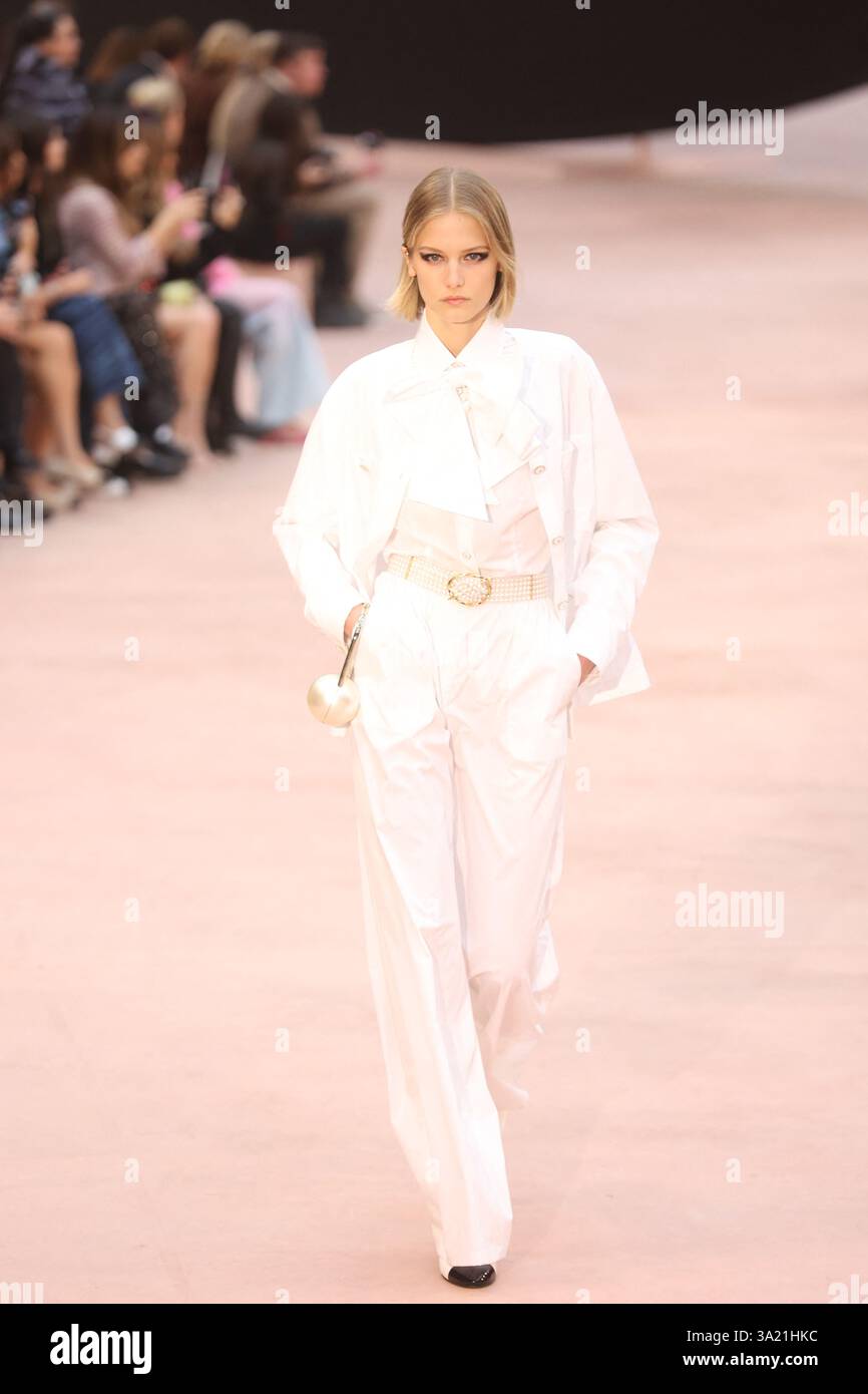 Models walk the runway during the Chanel Womenswear Fall/Winter 2025 ...