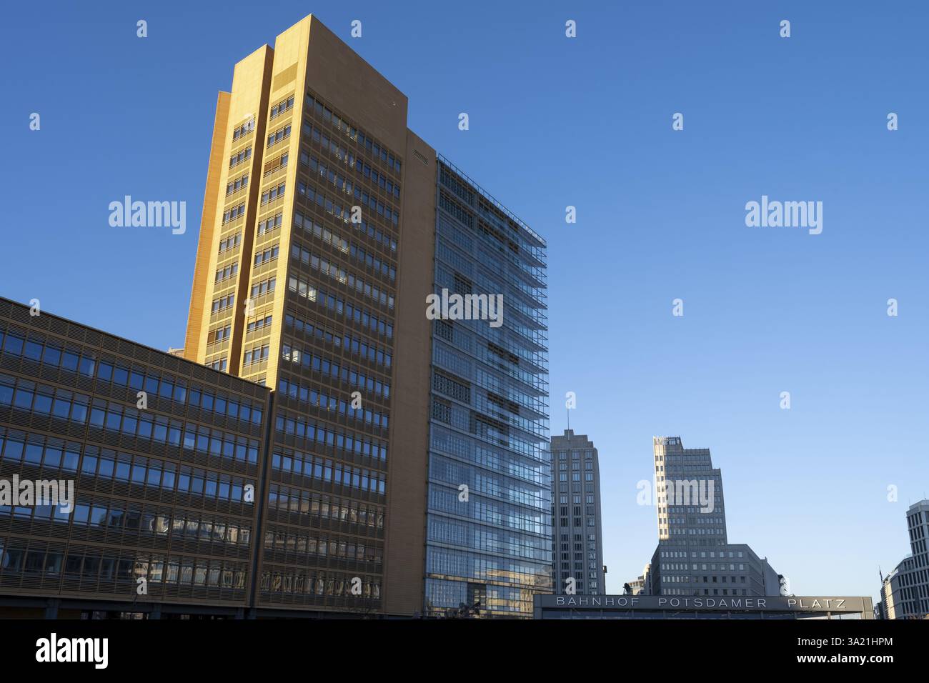 Renzo Piano 11, Beisheim Centre, Dellbrueck high-rise, railway station ...