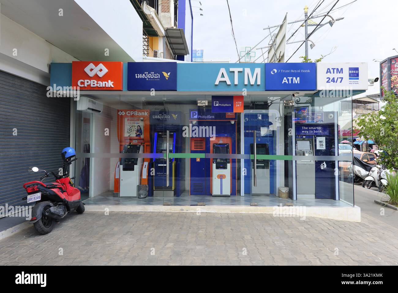 Cash reap hi-res stock photography and images - Alamy