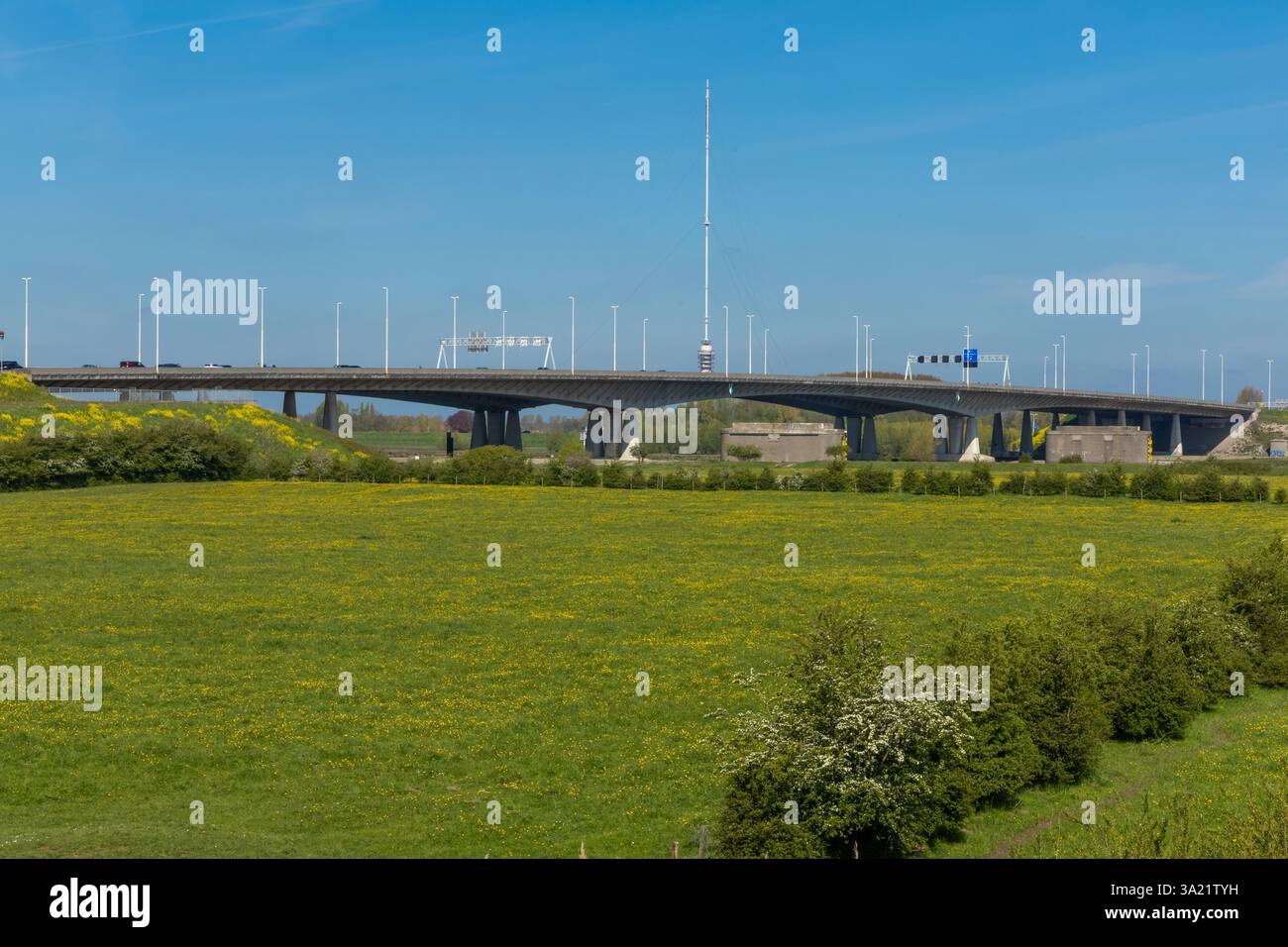 Pontwaard and the Jan Blankenbrug Bridge with the highway A2, behind ...