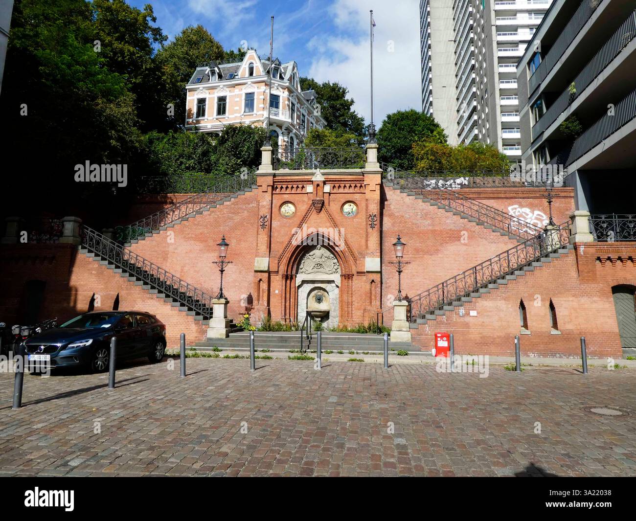 Koehlbrandtreppe Vom Elbufer an der Einmündung der Carsten-Rehder ...