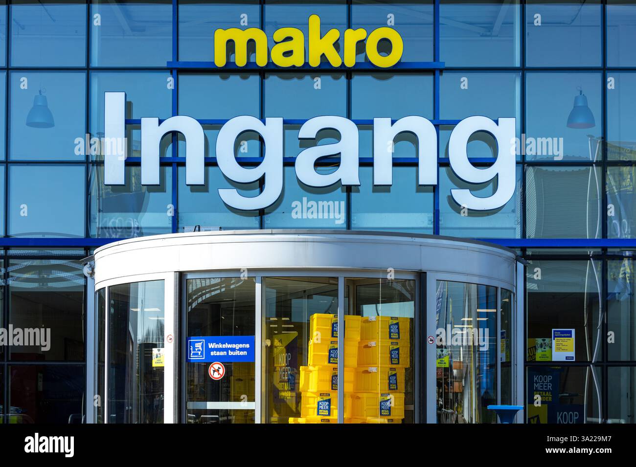 Makro logo sign. Makro is a Dutch international brand of warehouse ...