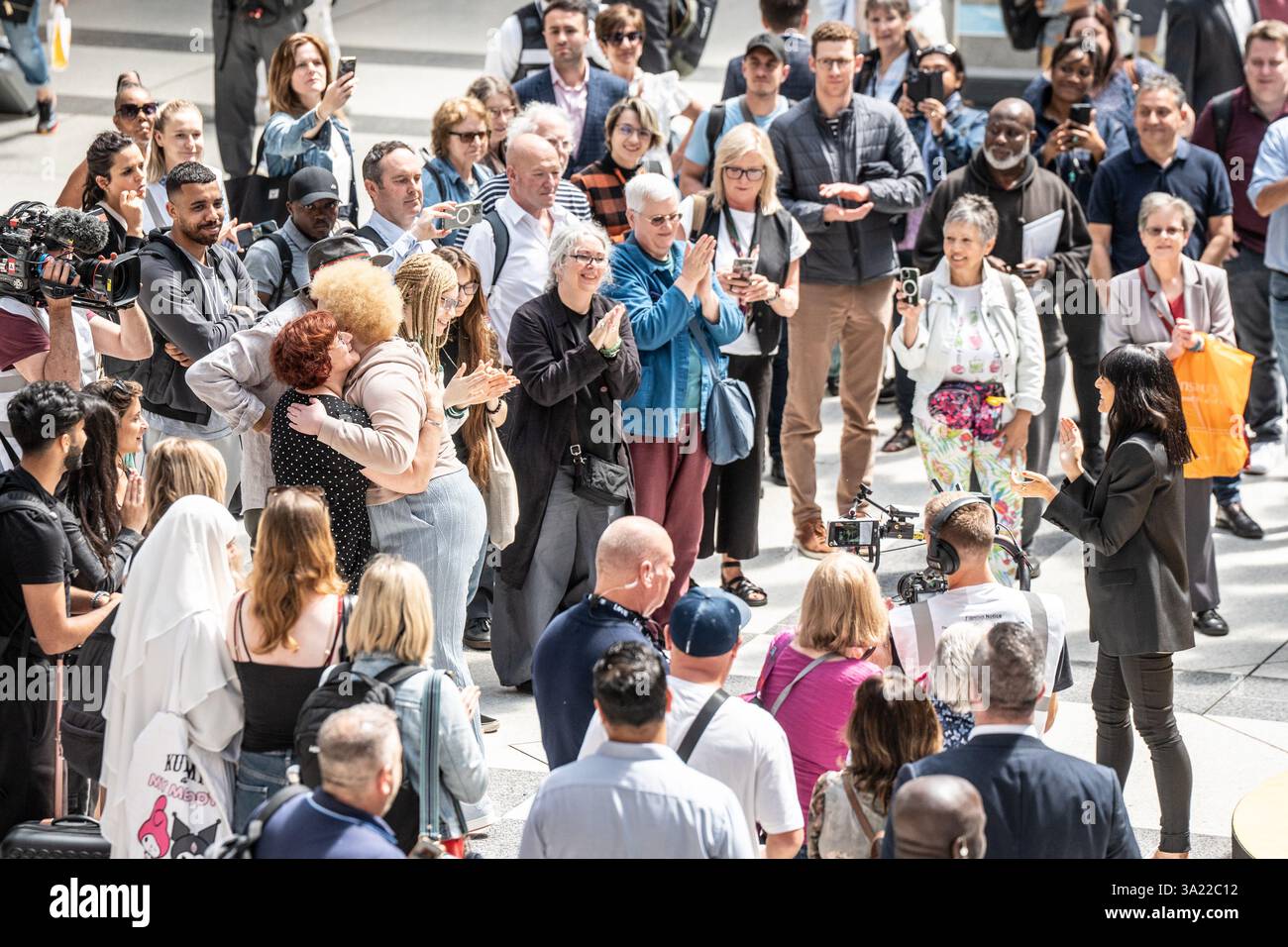 Liverpool Street Station, London, UK. 18th Jun 2024. Claudia Winkleman ...