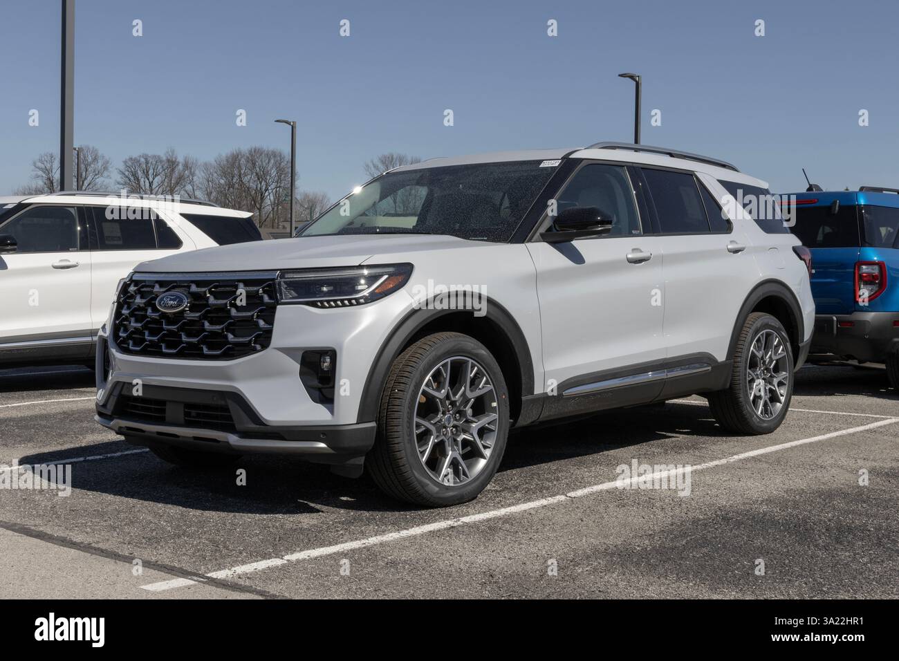 Fishers - March 9, 2025: Ford Explorer Platinum 4WD SUV display at a ...