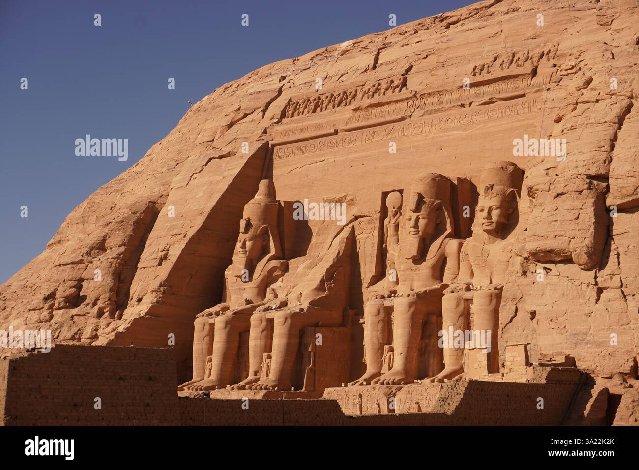 Abu simbel temples Stock Photo - Alamy