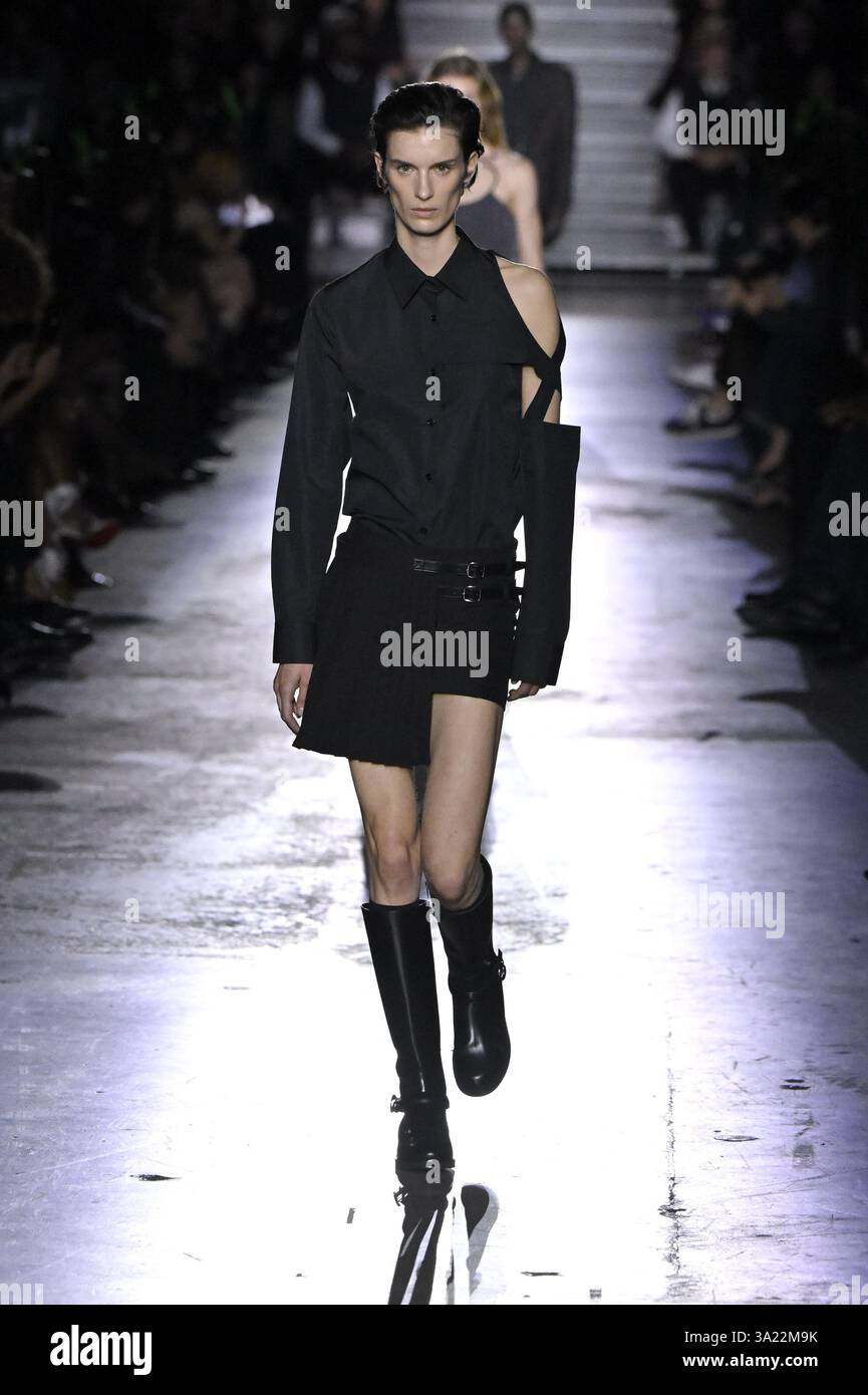 Paris, France. 09th Mar, 2025. Model Marte Mei van Haaster is seen on ...