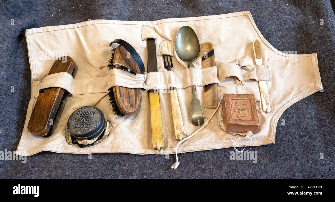 Victorian soldiers mess kit hi-res stock photography and images - Alamy