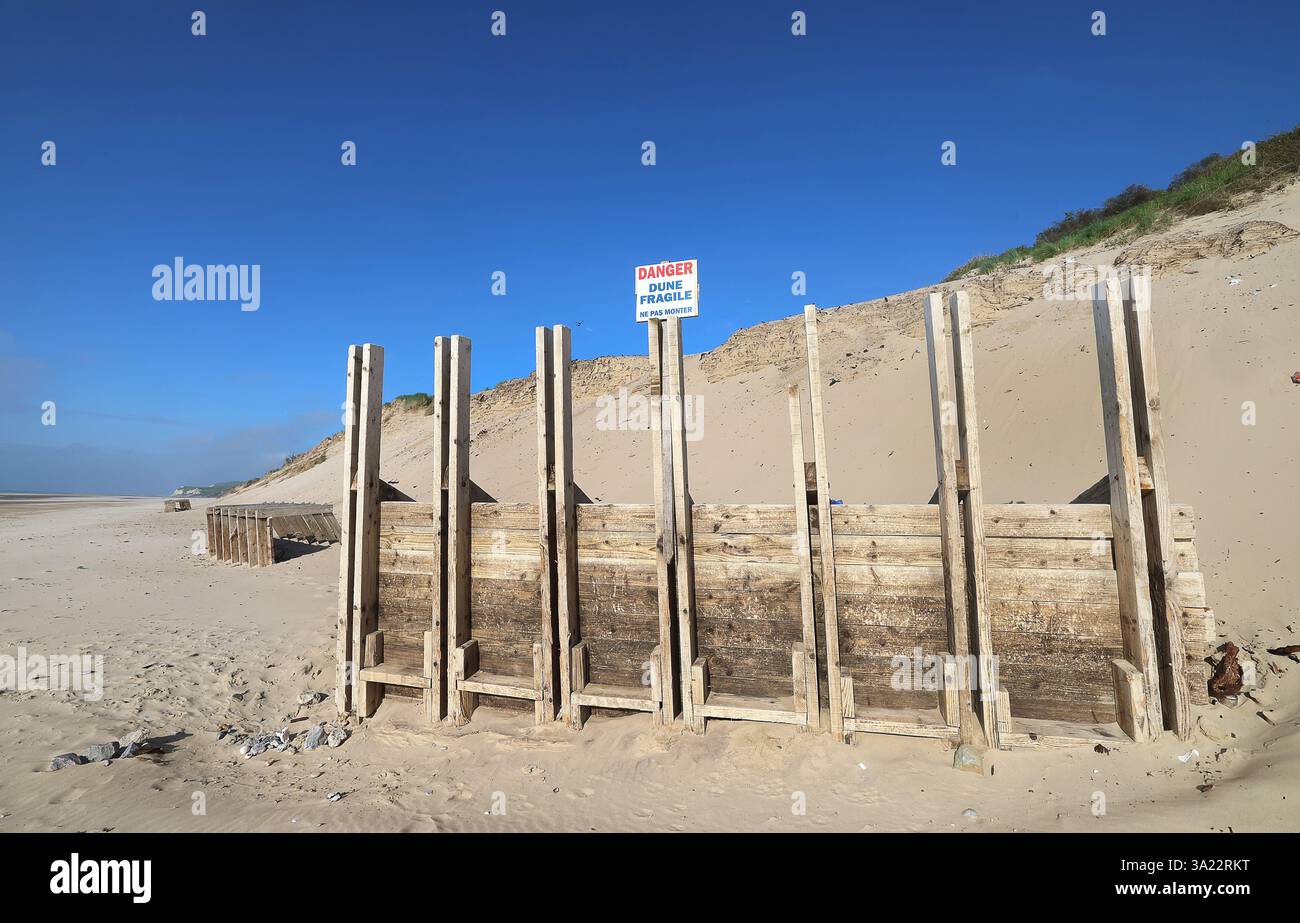 Wissant (northern France), 2024/05/22: coastal erosion. Wooden ...