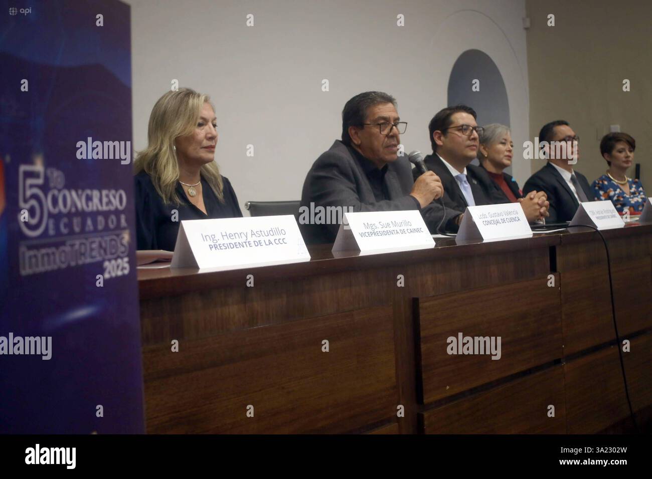 CUENCA LAUNCHING 5th CONGERSO INMOTRENDS Cuenca, Ecuador March 11, 2025 ...