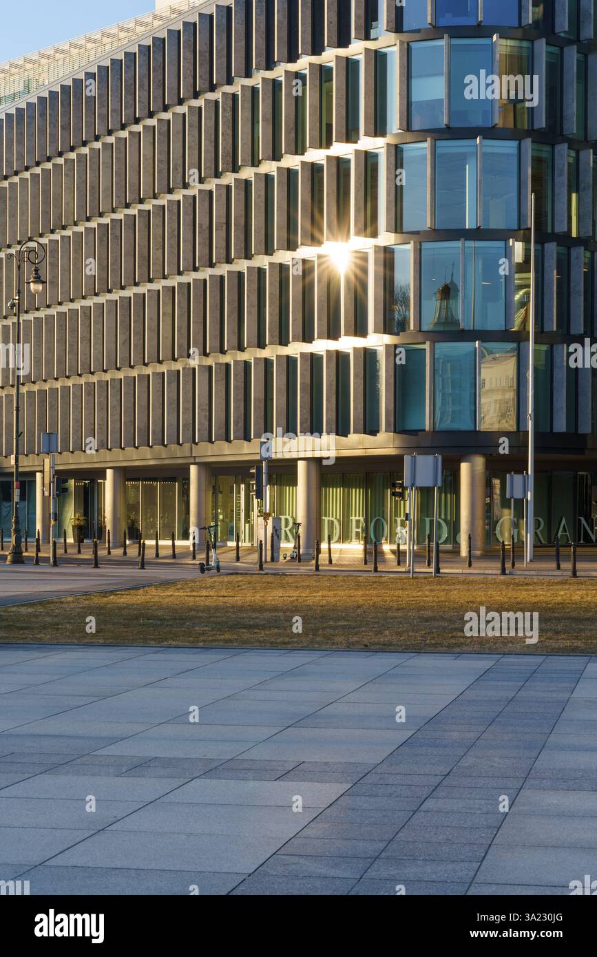 Luxury office building Metropolitan designed by Norman Foster in one of ...