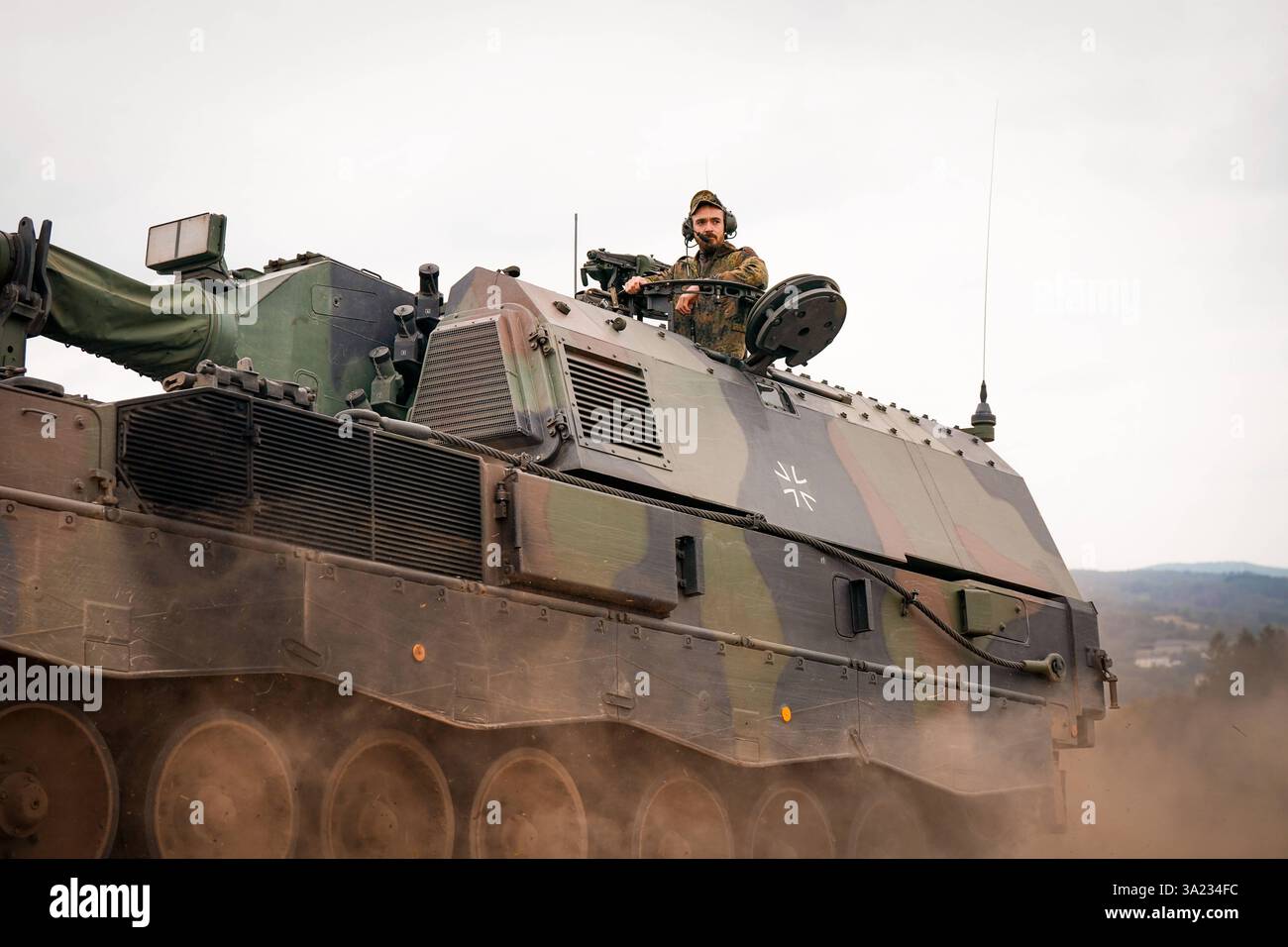 Bundeswehr, Panzerhaubitze 2000, Artillerie, NATO, Verteidigung, Krauss-Maffei Wegmann ...