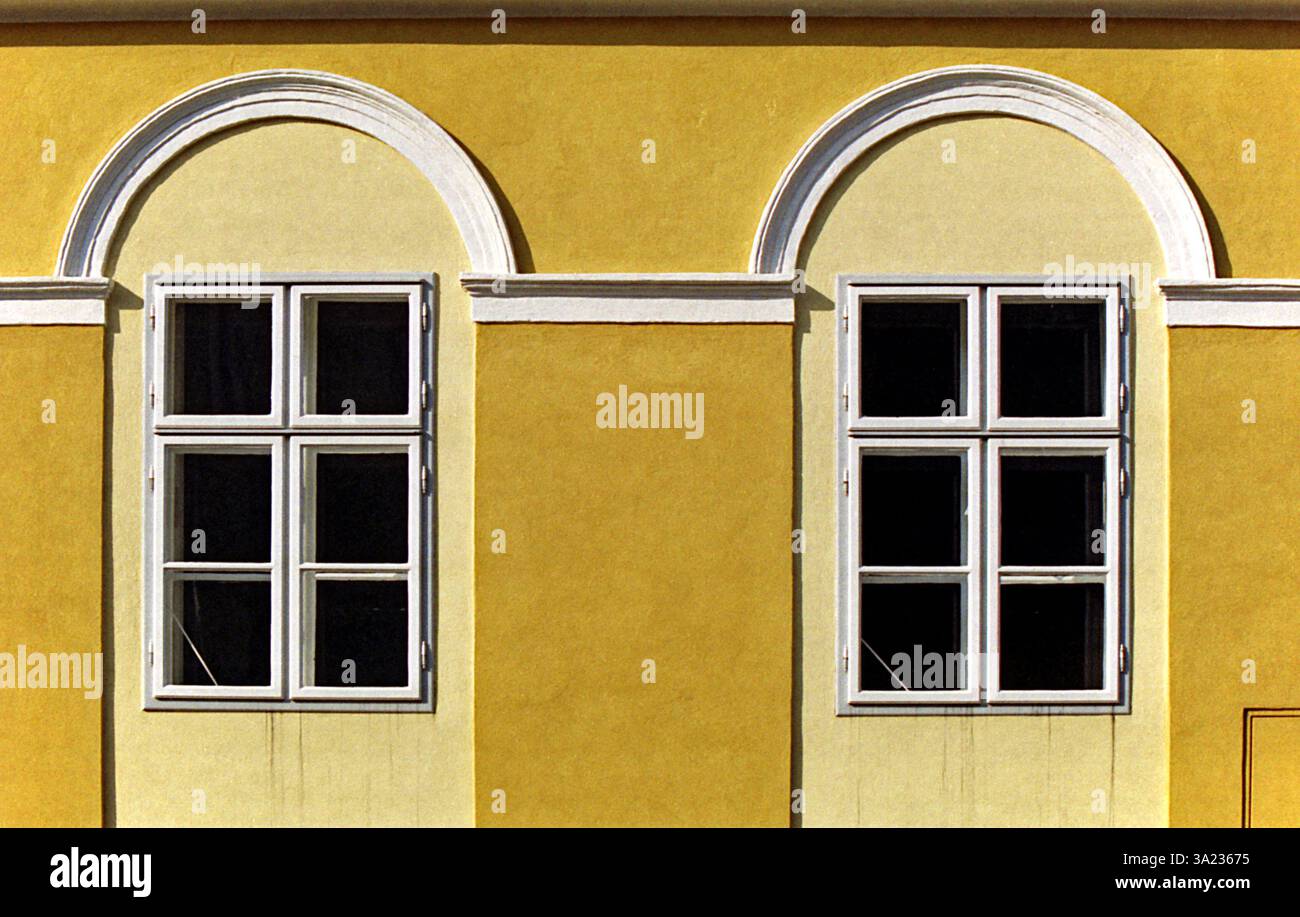 Successful proportions hi-res stock photography and images - Alamy