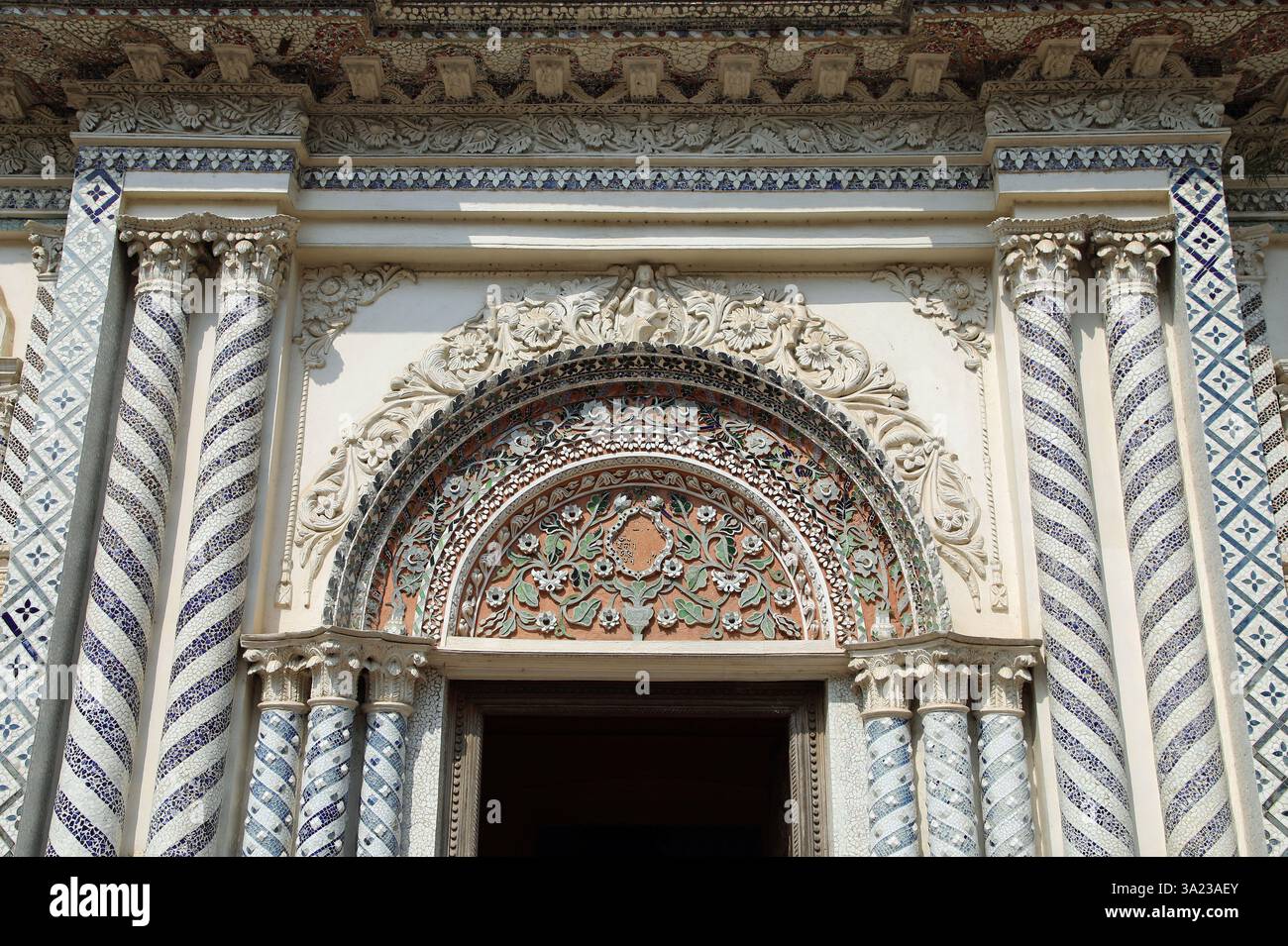 Detail of the Bara Sardar Bari building at Sonargaon in Bangladesh ...