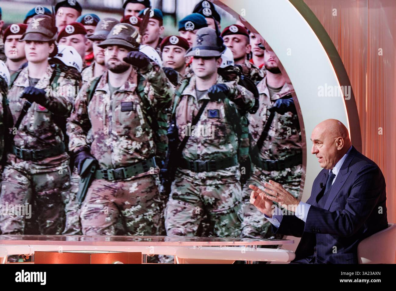 Roma, Italia. 11th Mar, 2025. Il ministro della Difesa Guido Crosetto negli studi della Rai ...