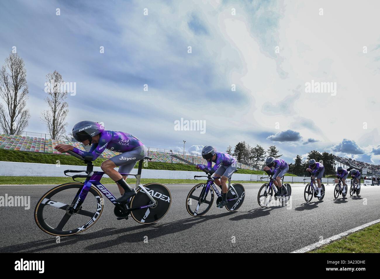 Team Jayco AIUIa riders pictured in action during stage three of the ...