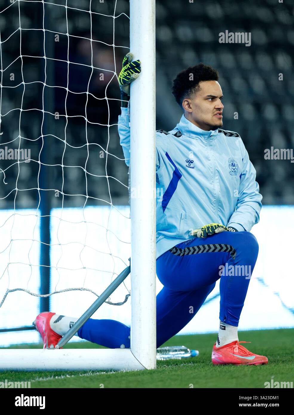 Coventry City goalkeeper Oliver Dovin warming up ahead of the Sky Bet ...