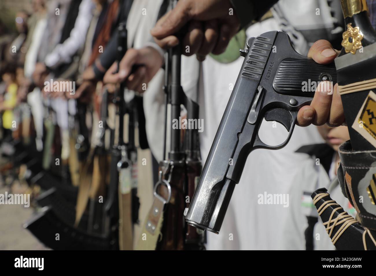 Pro Palestine armed protest in Yemen Armed Hotuhis carry guns during a ...