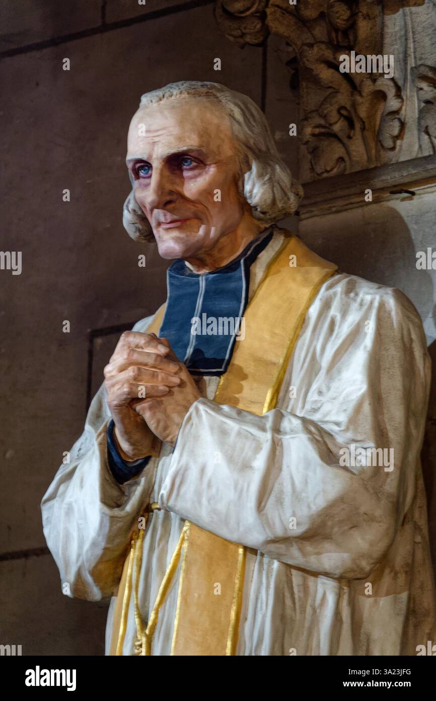 Orléans, FRANCE - 01-26-2025: Statue (19th century) of St. John Mary Vianney or Saint Jean-Marie ...