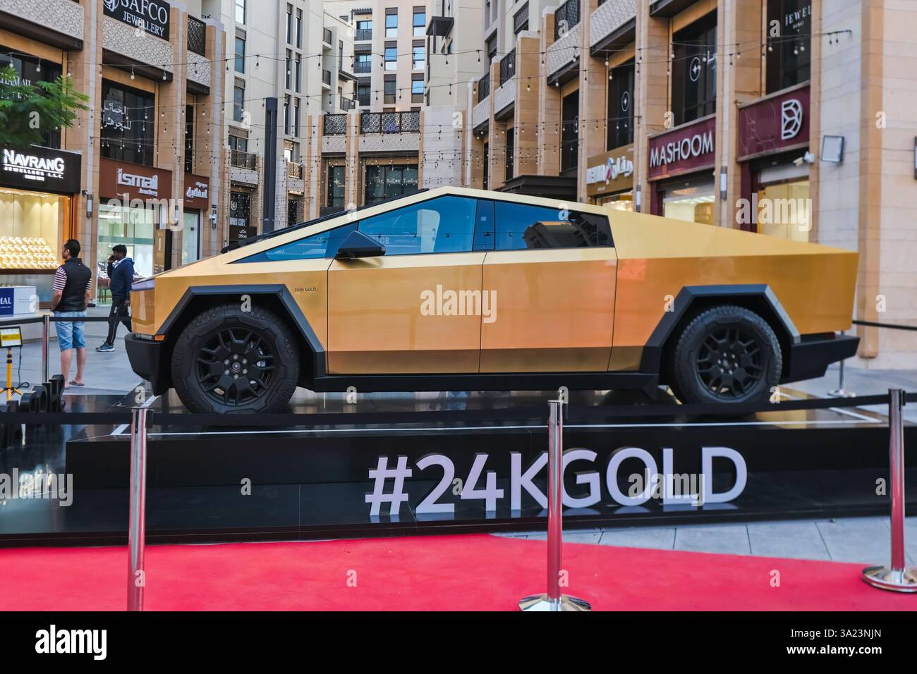 New off-road ultra-hard stainless-steel Tesla Cybertruck concept car ...