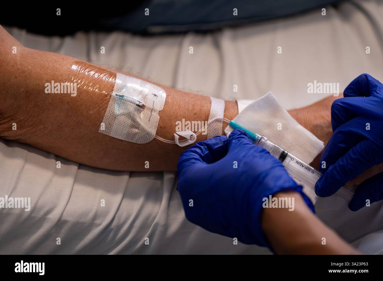 EMBARGOED TO 0001 FRIDAY AUGUST 23 Patient Janusz Racz receives an ...