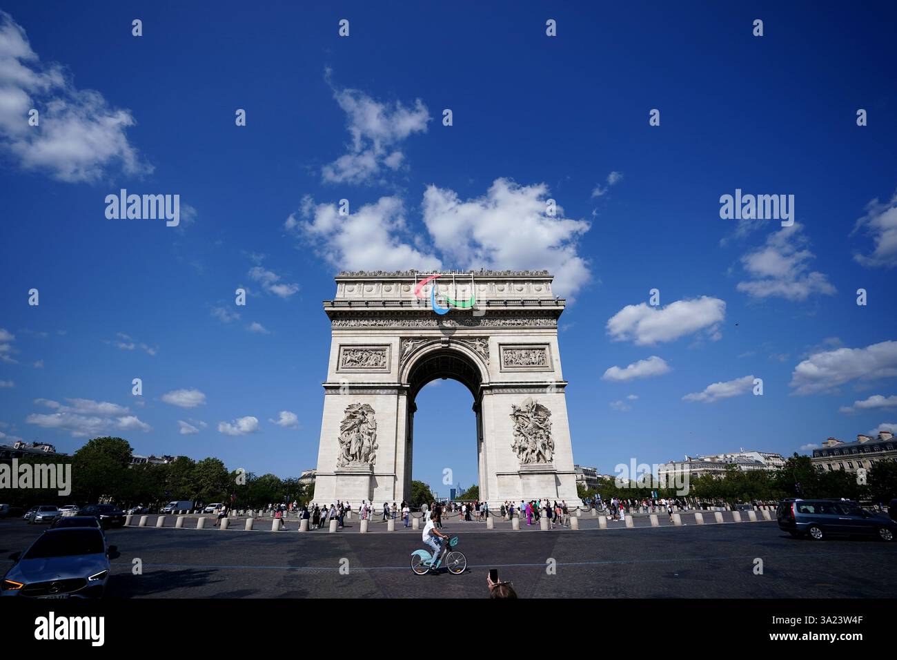 The Paralympic Symbol on the Arc de Triomphe ahead of the Paris 2024 ...