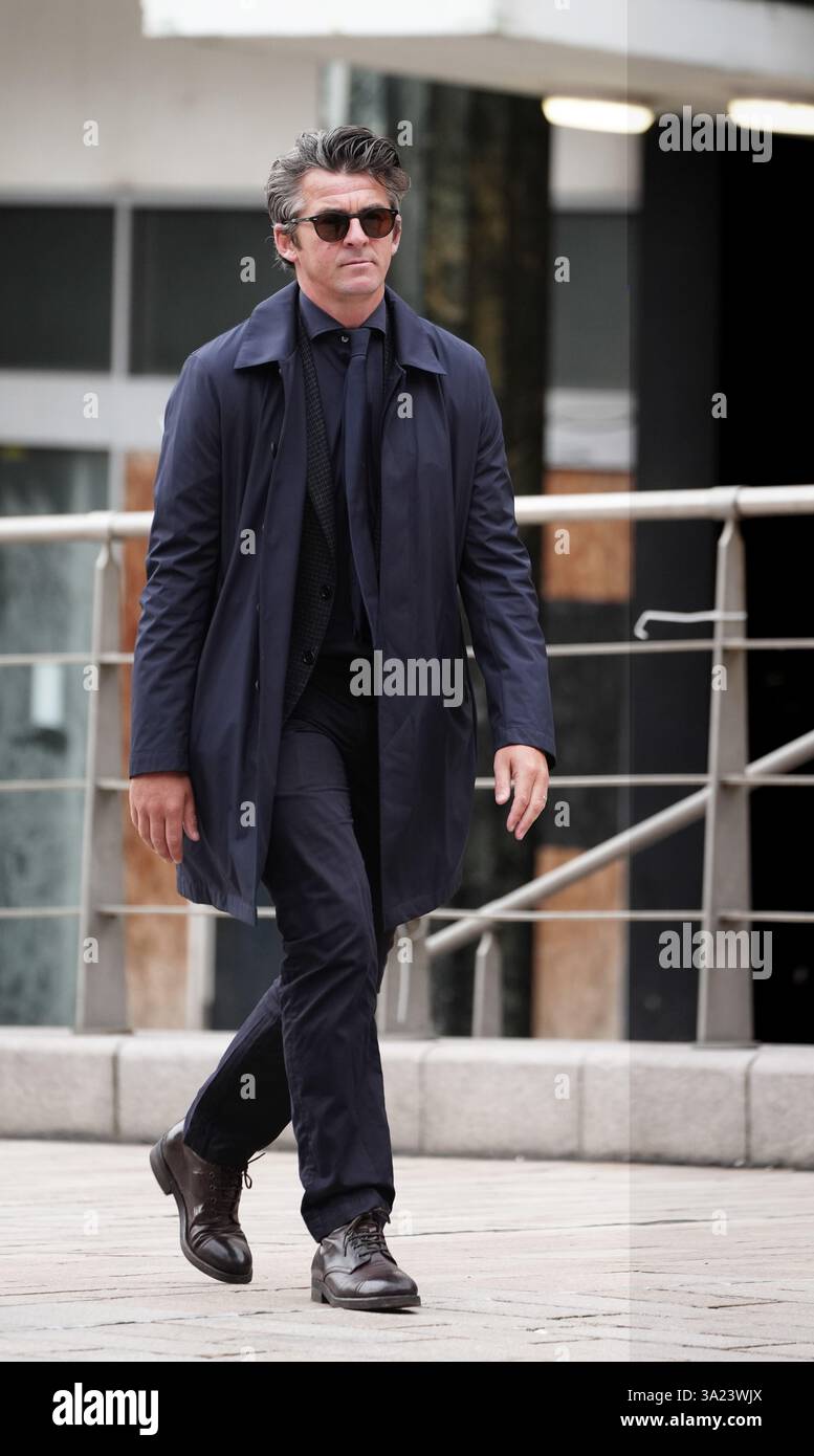 RETRANSMITTING AMENDING COURT LOCATION Joey Barton arrives at Liverpool ...